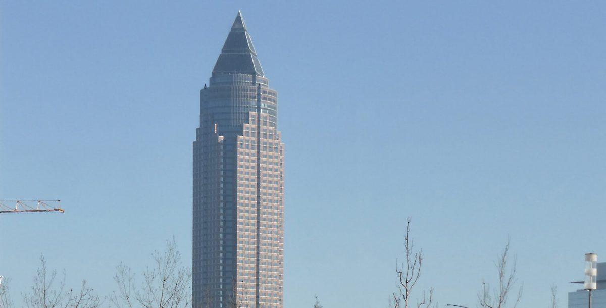 MesseTurm FFM - Der berühmte Art Deco Wolkenkratzer in Frankfurt