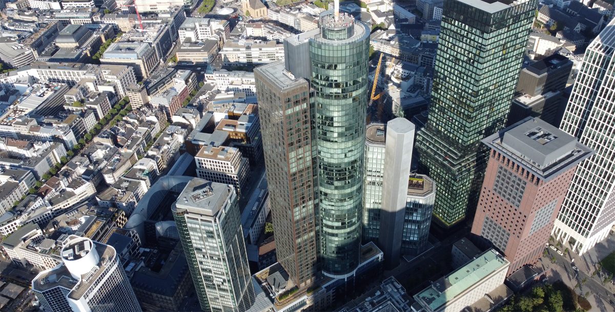MAIN TOWER in Frankfurt am Main - Wolkenkratzer mit Aussichtsplattform