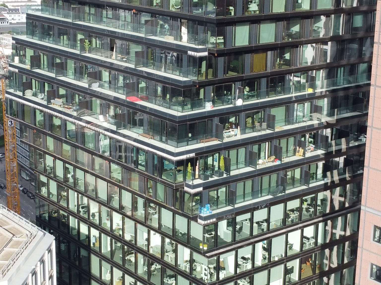 OmniTurm in Frankfurt - Wolkenkratzer im Bankenviertel