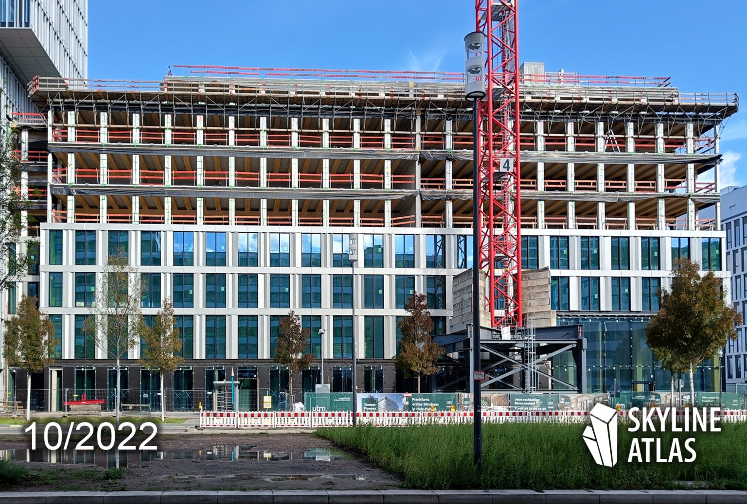 Timber Pioneer - Bürogebäude in Holz-Hybrid - SKYLINE ATLAS