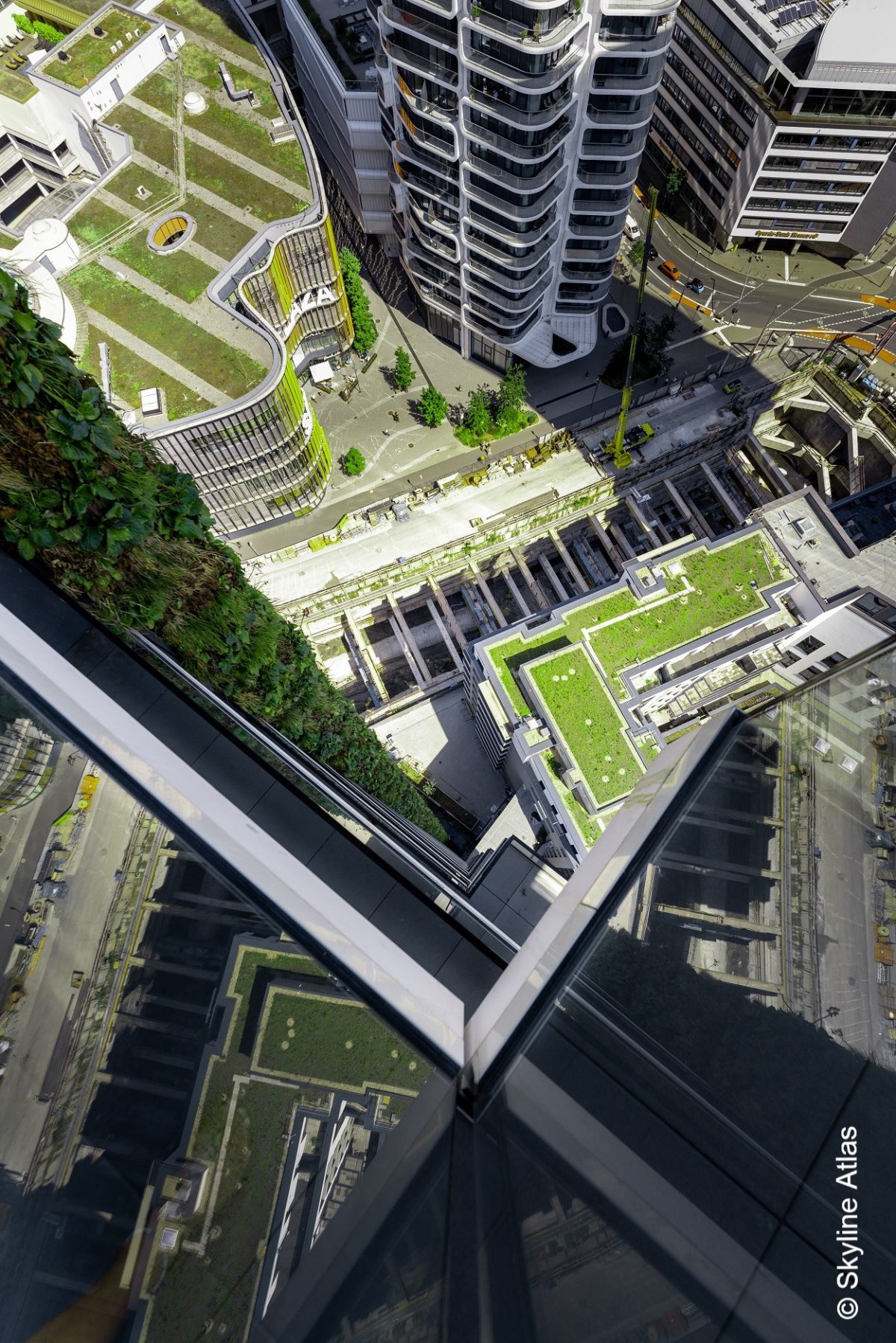 Eden Tower – in den begrünten Tower in Frankfurt zieht Leben ein ...